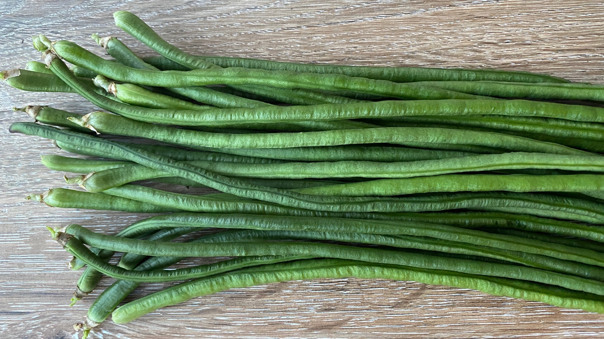 Bora: An Ode to the Long Green Bean – Cooking with Shindy